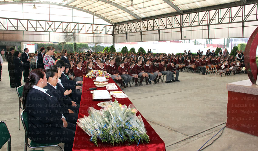Realizan la Clausura del Ciclo 2013-2014 en el Colegio Cristobal Colón ... Realizan la Clausura del Ciclo 2013-2014 en el Colegio Cristobal Colón ...
