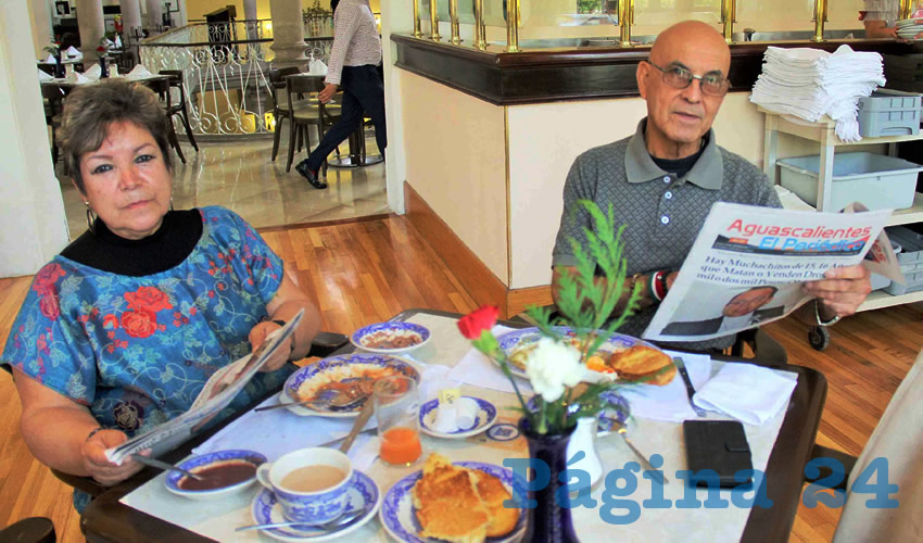 Desayunando | Página 24